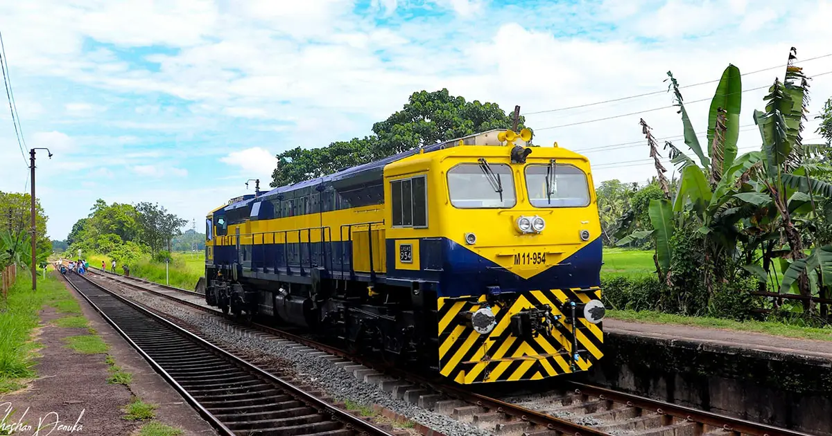 Class M11 954 Second Trial Run - Sri Lanka Railway Forum